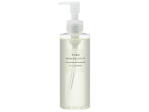 手強い黒ずみ毛穴にこれ効いた！美容ライターが頼るイチオシ「毛穴ケア」コスメ4選 - CanCam.jp（キャンキャン）