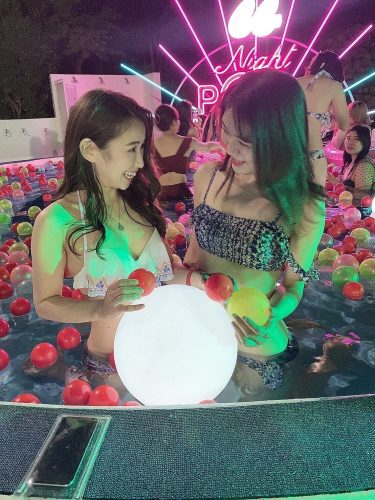 総勢43名の水着SNAP♡人気No.1ビキニは？【CanCamナイトプール特集①】 - CanCam.jp（キャンキャン）