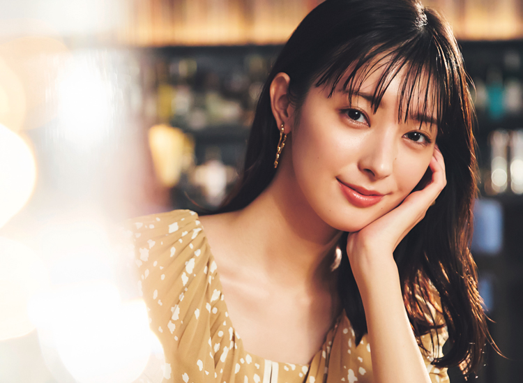 デートに着たい♡SNIDELのデコルテ開きワンピース【今日のコーデ】 - CanCam.jp（キャンキャン）