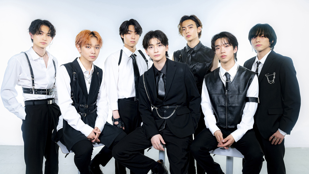 高橋文哉ら8LOOM、新曲のSpecial Performance Videoを初公開！メンバーによる裏トークも - CanCam.jp（キャンキャン）