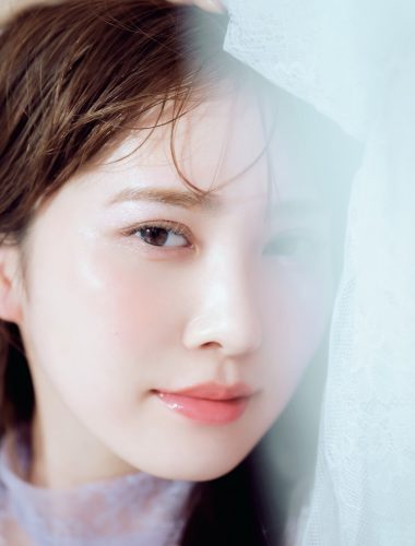 透明感メイクのやり方、最新5つ！イエベ・ブルベ別おすすめアイシャドウも♡ - CanCam.jp（キャンキャン）