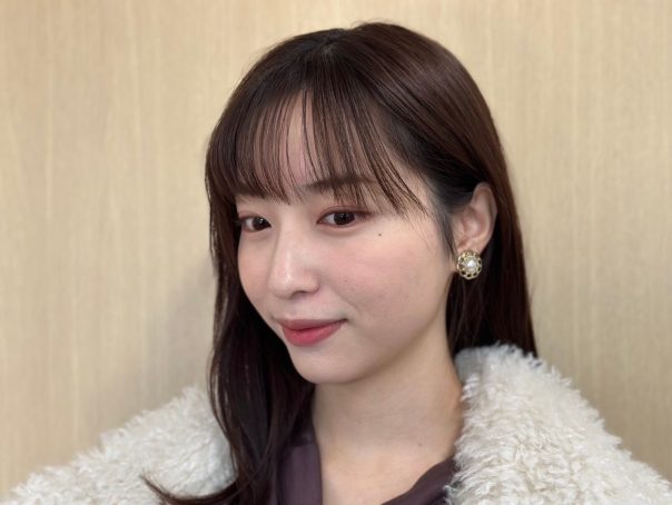 ユニクロのパンツが頼れる！『めざましテレビ』お天気キャスター林佑香さんの毎日コーデ【11月22日分】 - CanCam.jp（キャンキャン）