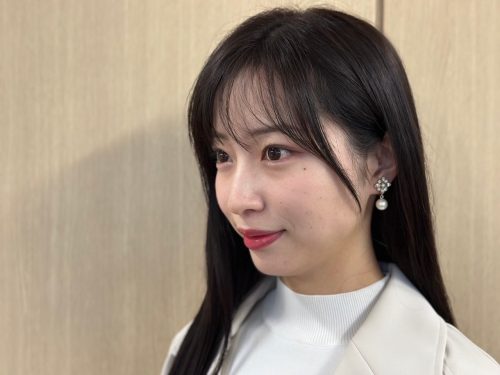 【写真7枚】白コーデが尊すぎ。『めざましテレビ』お天気キャスター林佑香さんの毎日コーデ【4月22日分】 - CanCam.jp（キャンキャン）