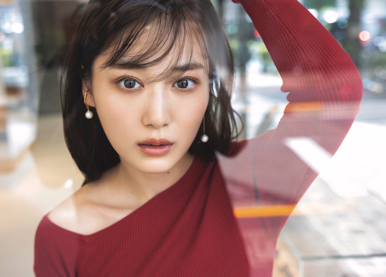 【山下美月】夏→秋のスライドコーデは〝洒落たイイオンナ〟が大本命！｜2024秋トレンド - CanCam.jp（キャンキャン）