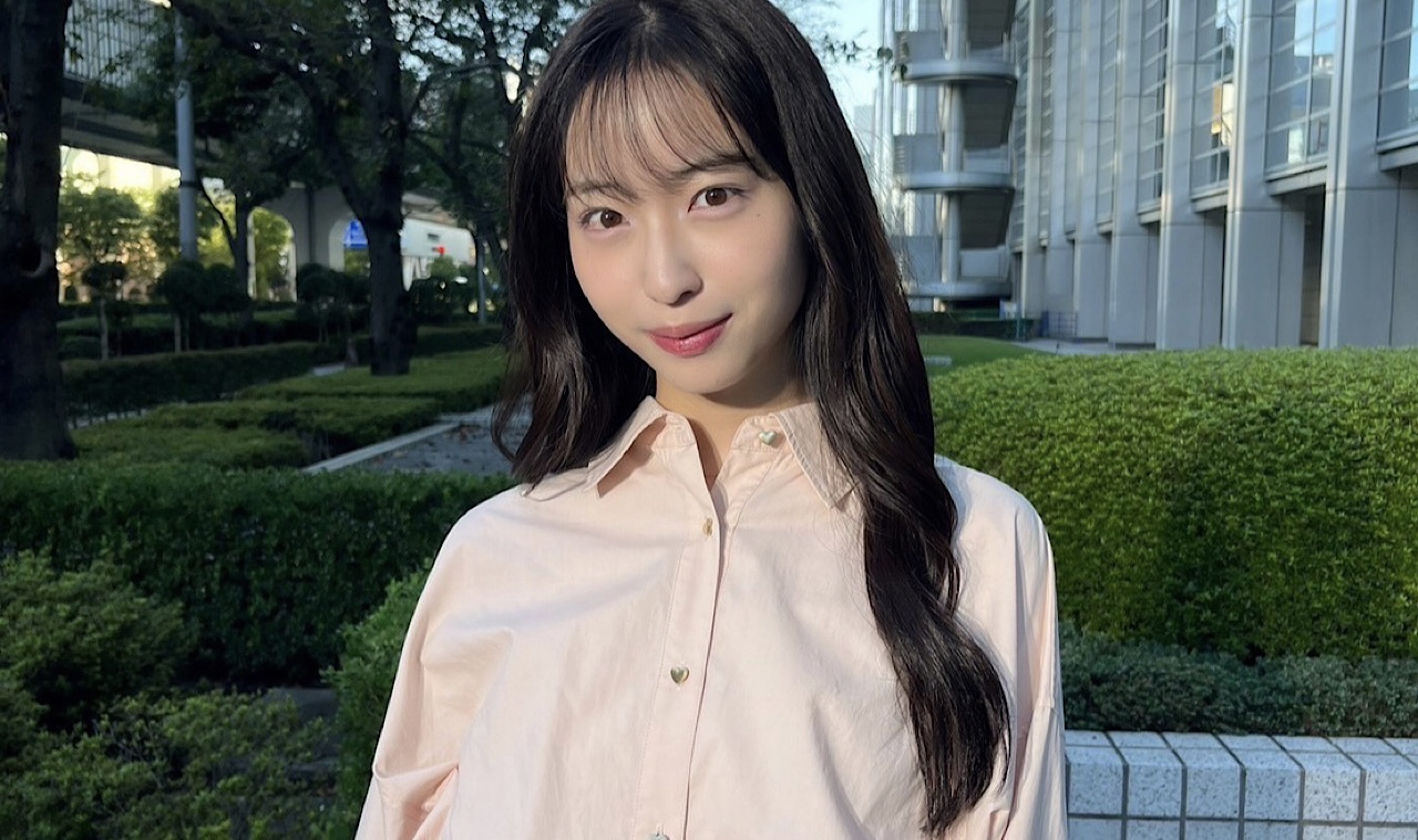 【写真6枚】スリットから美脚をちら見せ♡『めざましテレビ』お天気キャスター林佑香さんの毎日コーデ【10月15日分】 - CanCam.jp（キャンキャン）