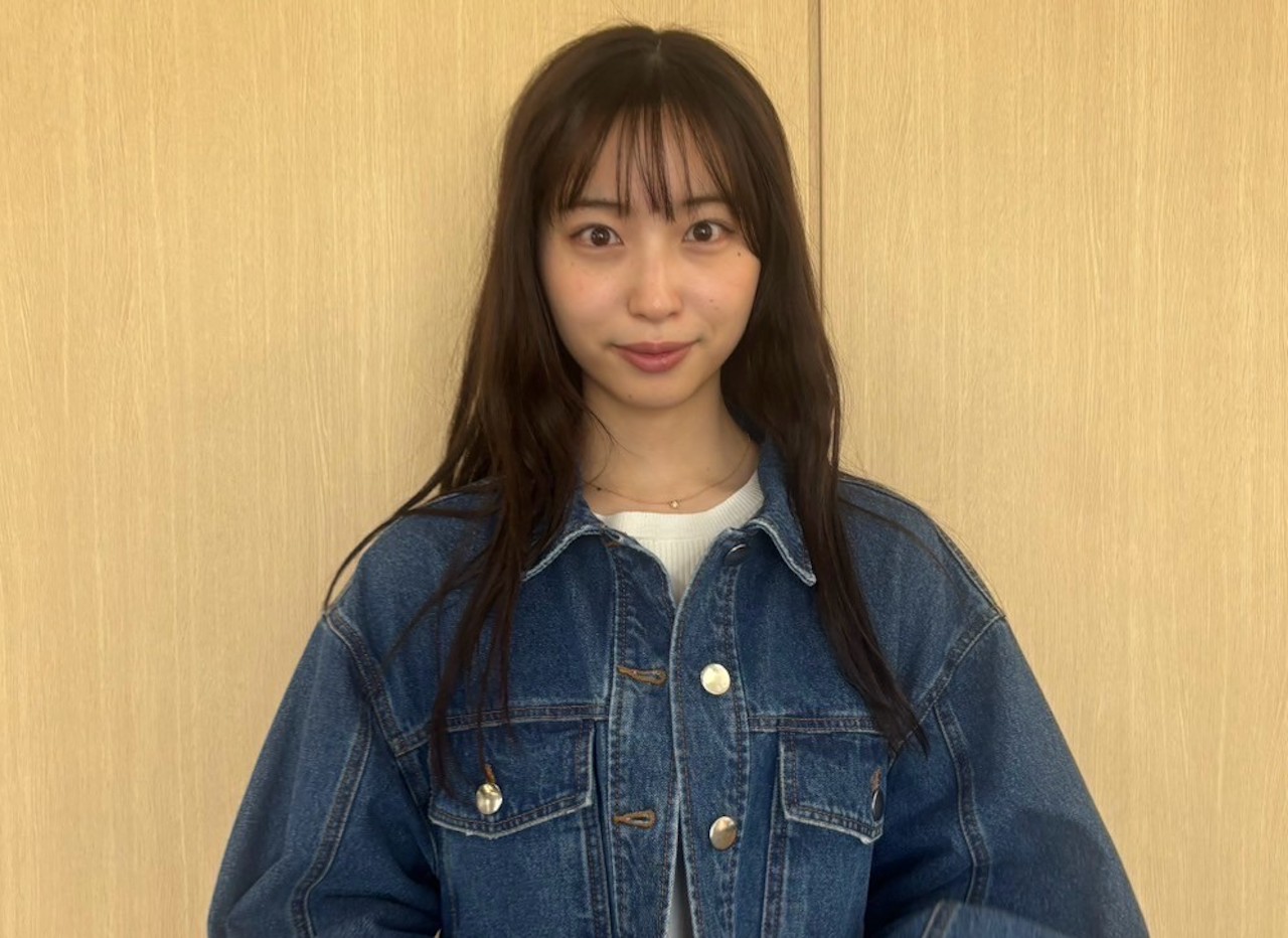 【写真5枚】デニムセットアップで簡単あか抜け！『めざましテレビ』お天気キャスター林佑香さんの毎日コーデ【3月25日分】 - CanCam.jp（キャンキャン）