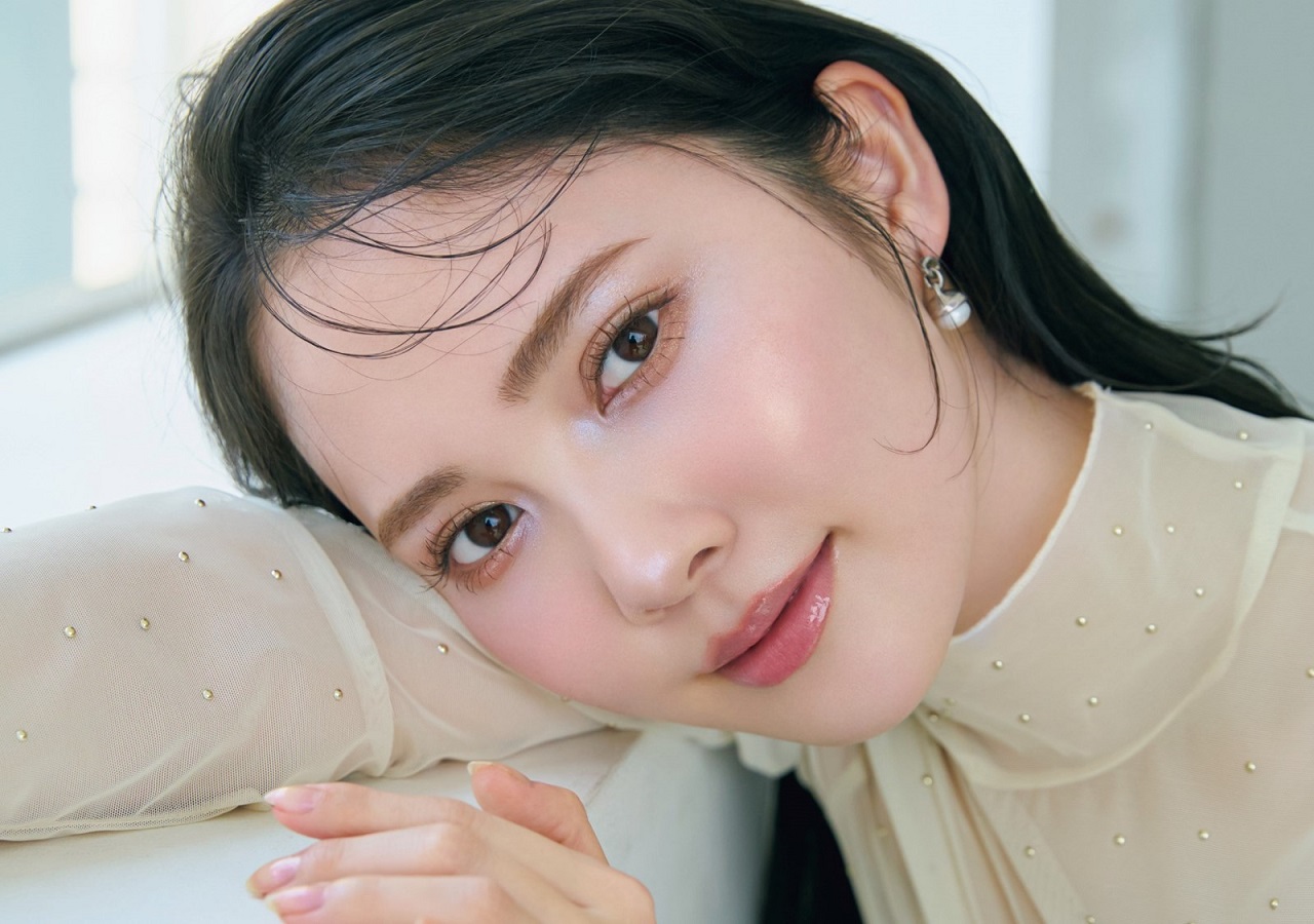 【Dior新作】メイクの仕上げに欠かせない！とプロが語るハイライターを深掘り - CanCam.jp（キャンキャン）