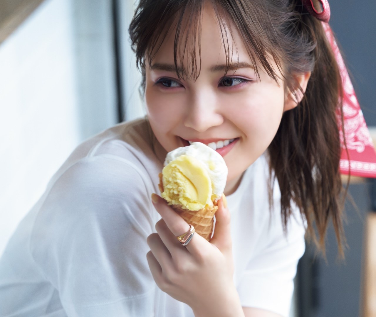 【カルティエ新作×加藤史帆】夏は…「Tシャツにさらりとハイジュエリー」に憧れる！ - CanCam.jp（キャンキャン）