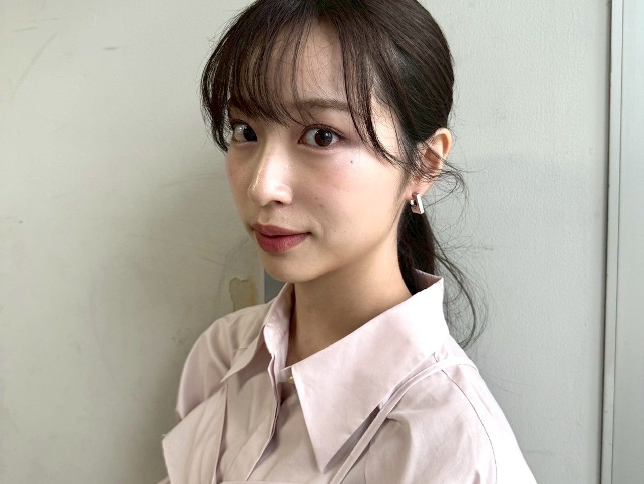 【写真10枚】GUのワイドパンツが超おしゃれ！『めざましテレビ』お天気キャスター林佑香さんの毎日コーデ【6月10日分】 - CanCam.jp（キャンキャン）